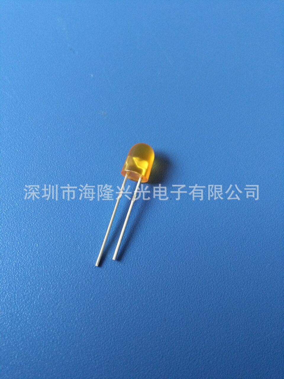 546椭圆LED发光二极管带色短脚显示屏专用黄光红光绿光黄灯珠-阿里巴巴