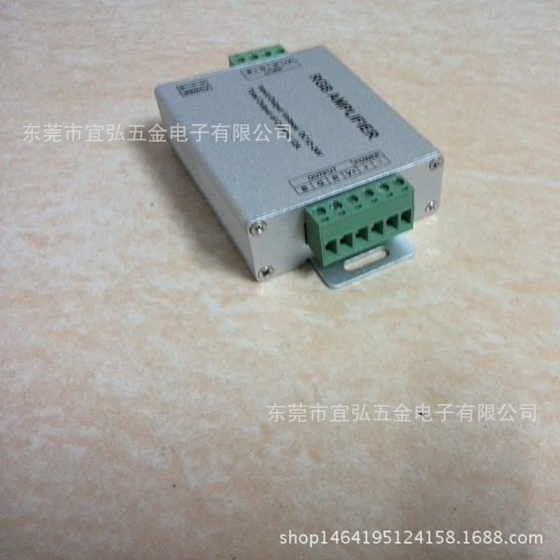 LED灯带控制器七彩RGB同步信号放大器中继器分控 短路保护隔离型-阿里巴巴