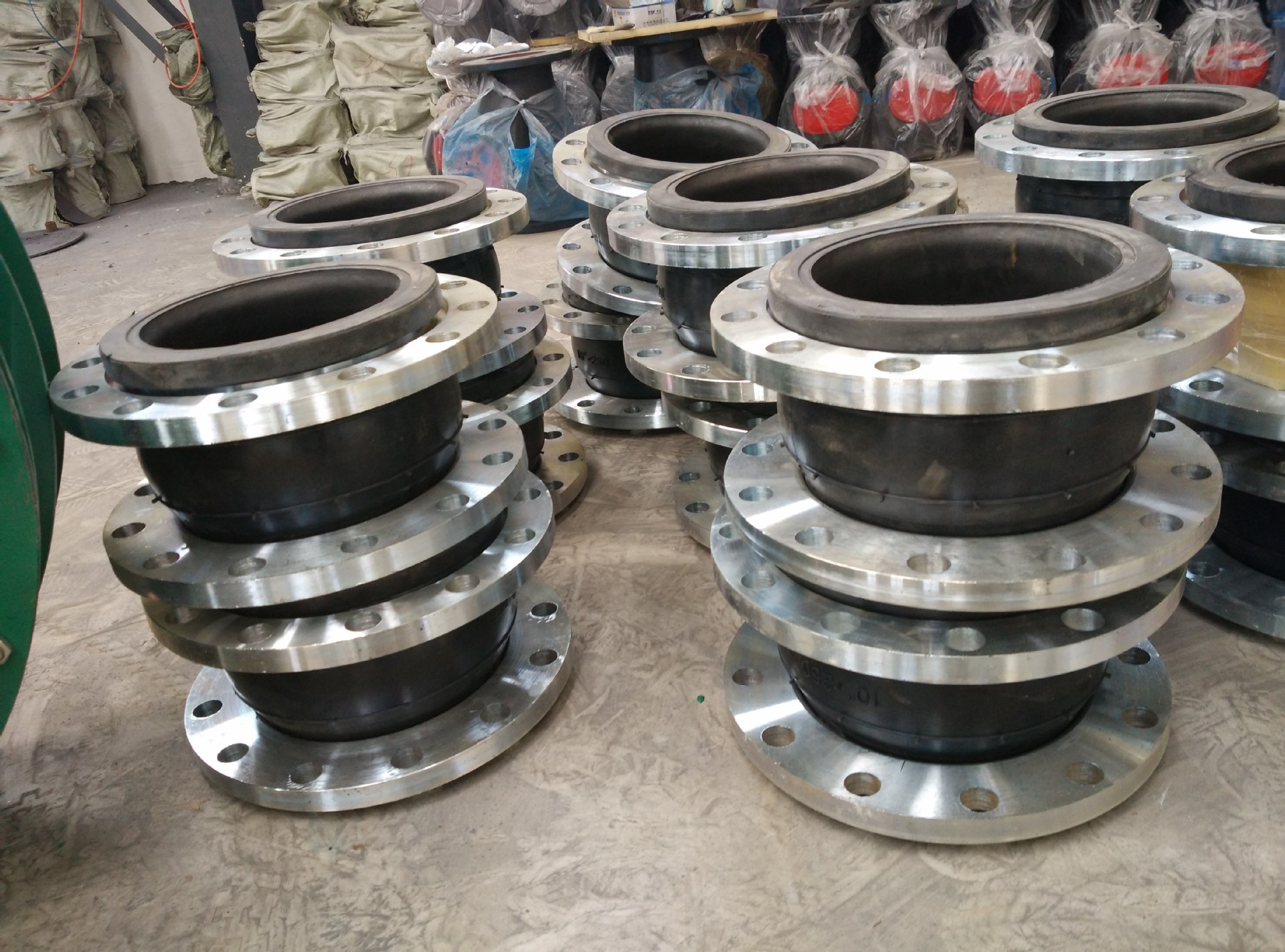 上海质冠阀可挠曲橡胶软接头 管道减震器 JGD41-25 DN100 厂家直 - 阀批发网