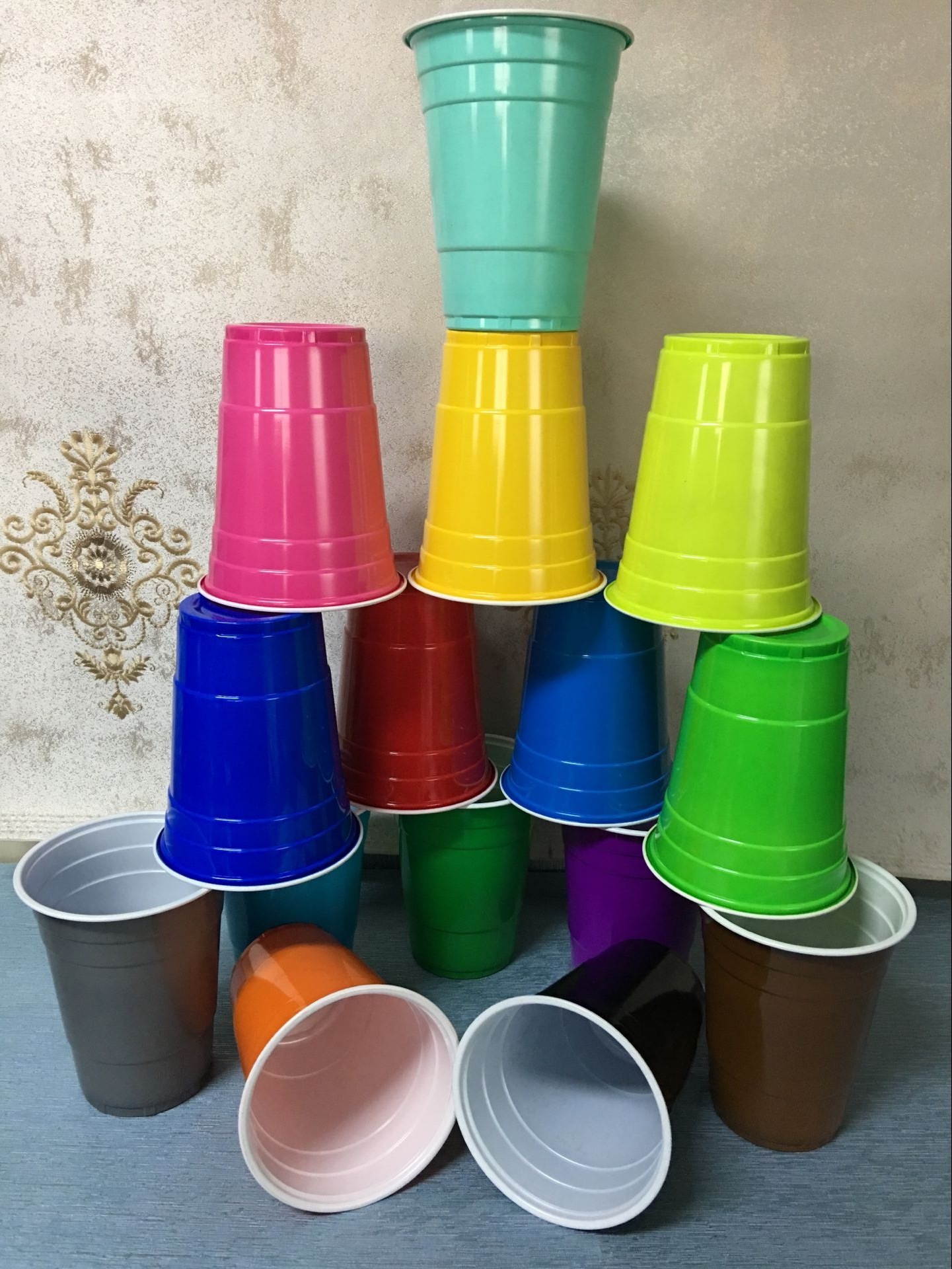 PS Plastic Cups(16oz) 啤酒杯 PS双色杯 510ml-阿里巴巴