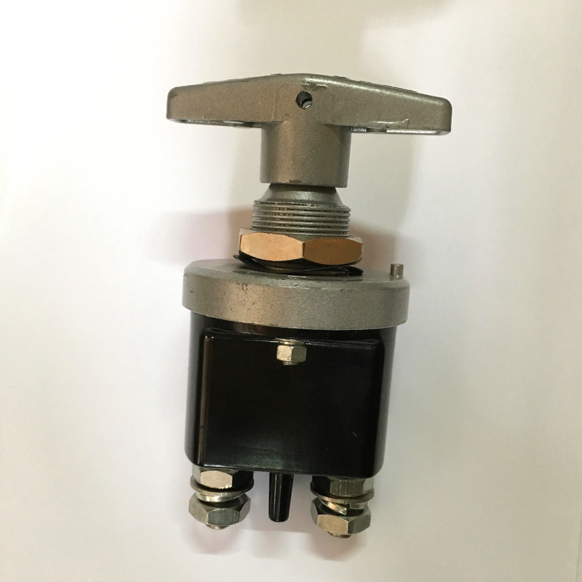 大电流汽车电瓶切断开关 防漏电源总开关 旋转式全车电池隔离开关-阿里巴巴