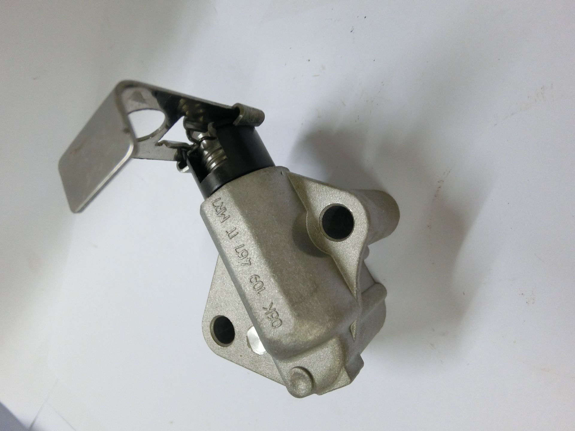 正时链条涨紧器 正时涨紧器06K109467 06K109467K-阿里巴巴