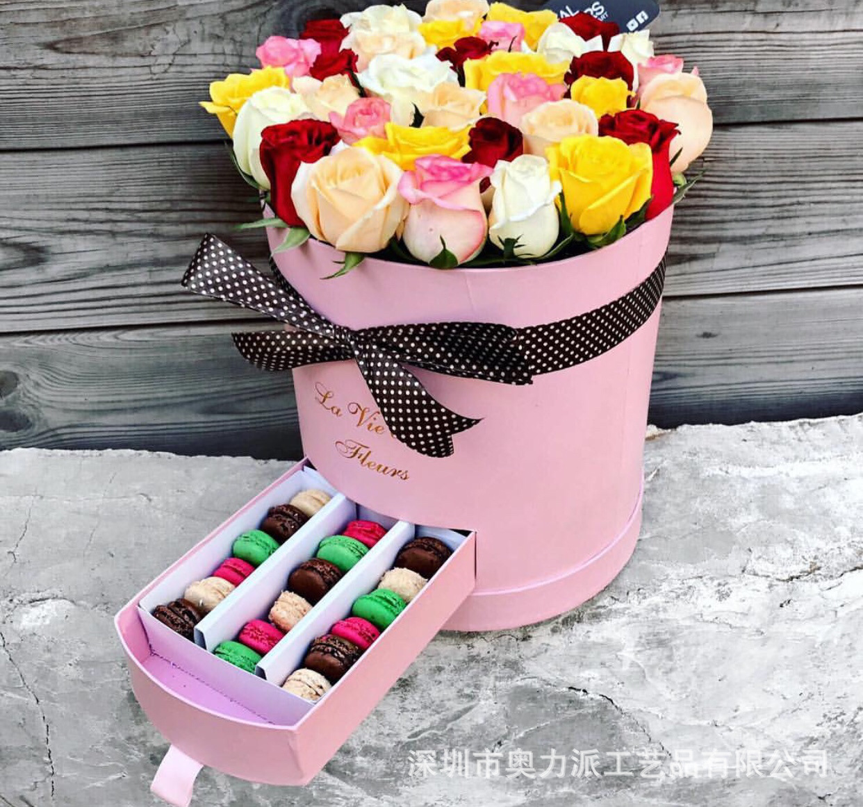 现货 情人节鲜花礼盒 抽屉花盒 圆柱花桶鲜花盒 抱抱桶 包装盒-阿里巴巴