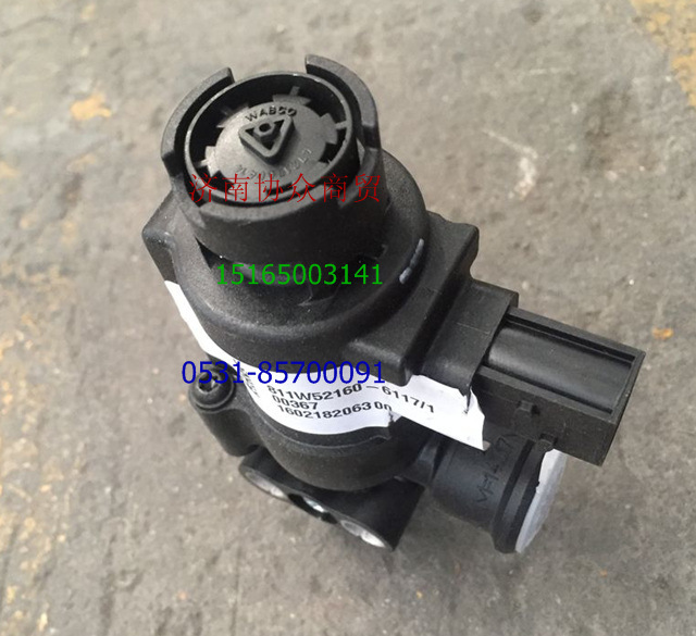 重汽HOWO排气制动电磁阀 811W52160-6117重汽T7H排气制动 电磁-阿里巴巴