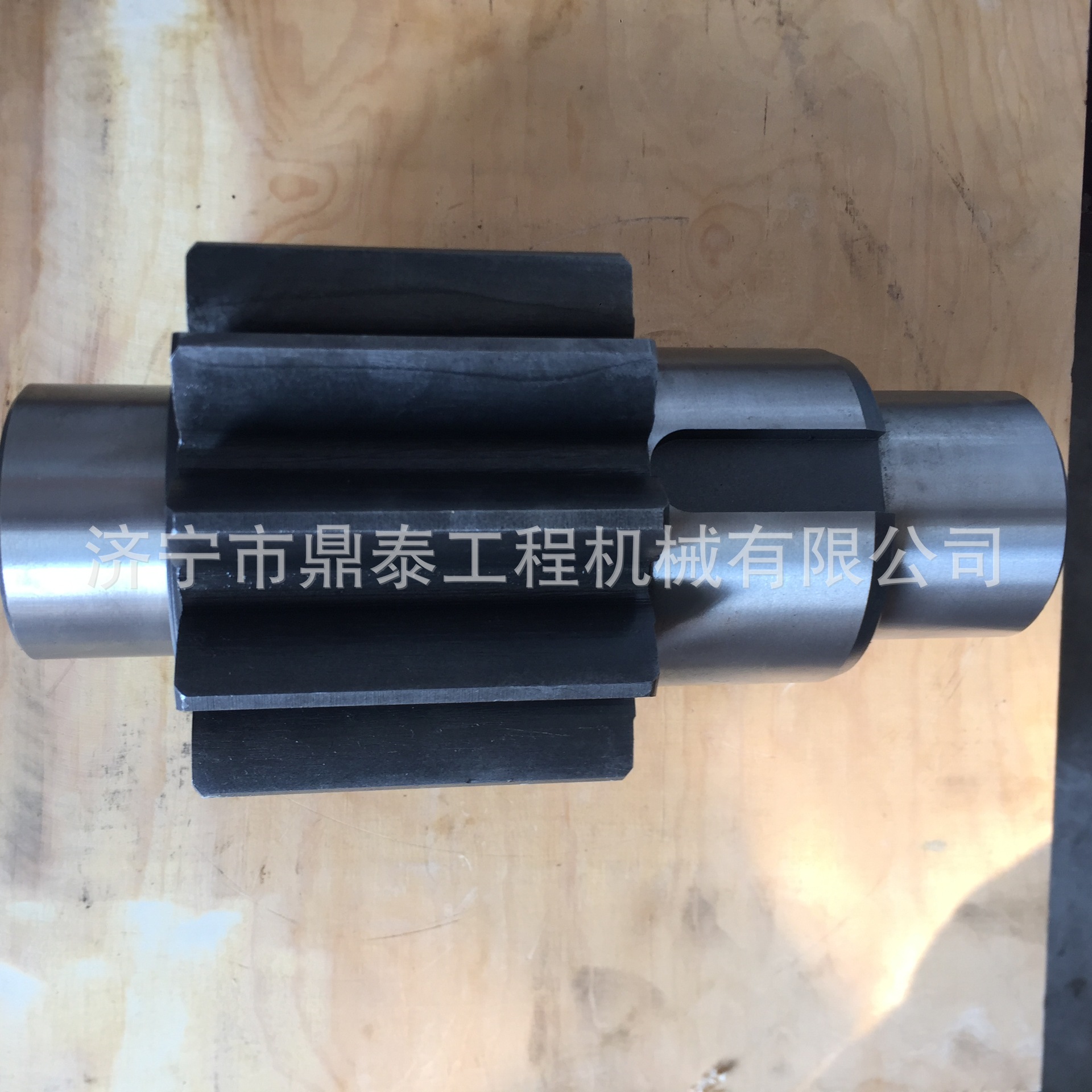 推土机配件 山推SD22推土机 终传动箱二级小齿轮 154-27-11327-阿里巴巴