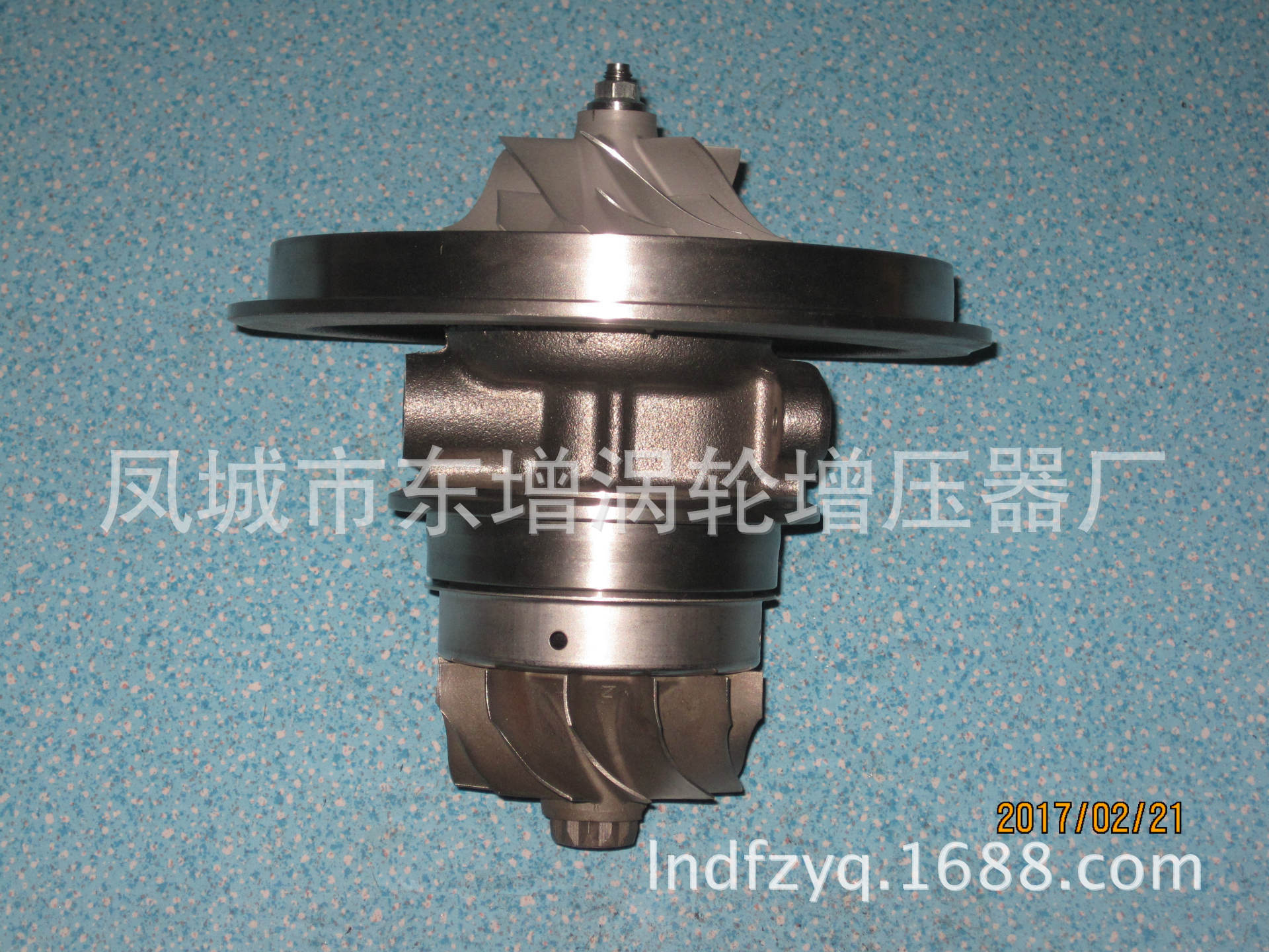 东增厂家适用上汽菲亚特发动机增压器HX52W ;5043474400；2843755-阿里巴巴