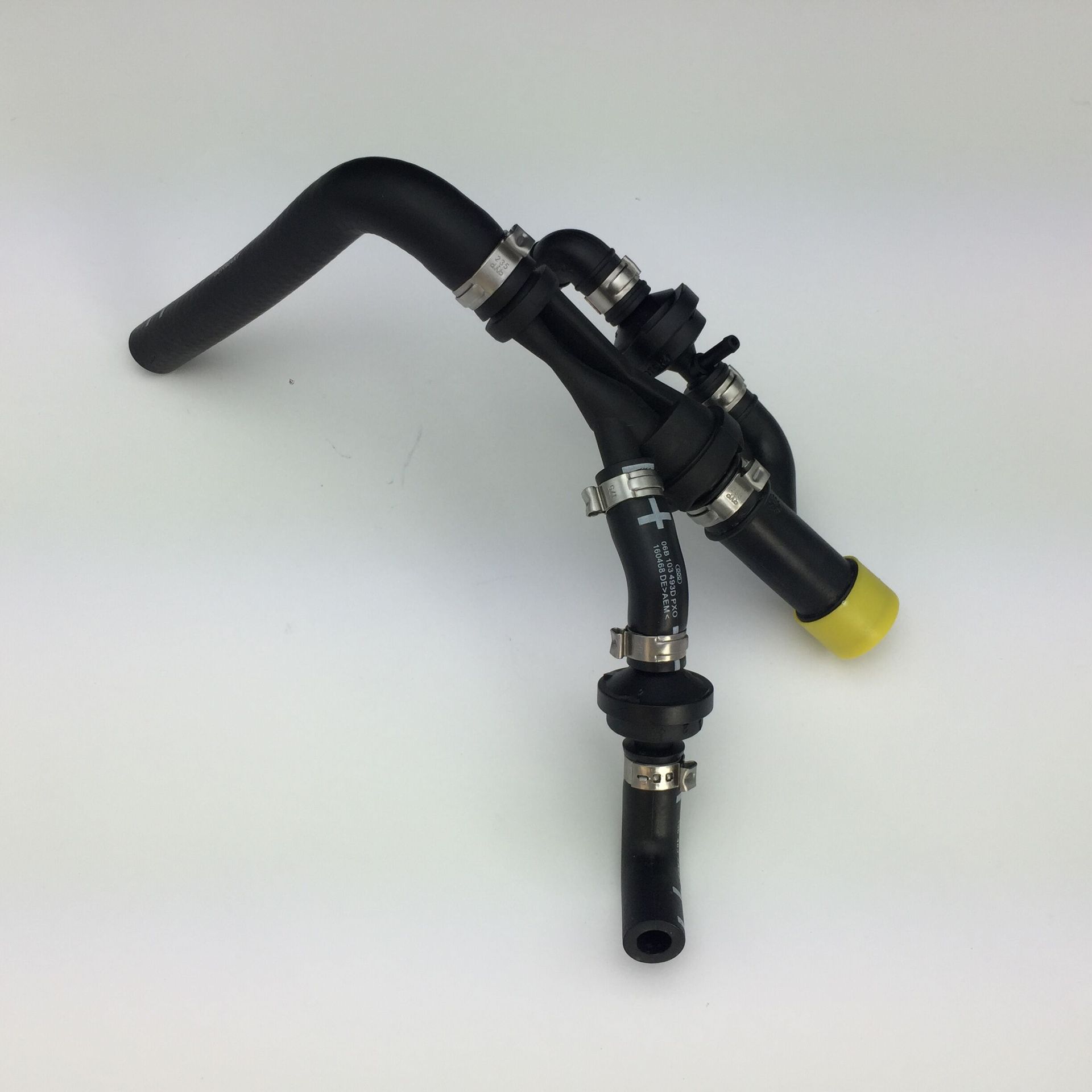 帕萨特B5 领驭带喷嘴的油泵总成 发动机废气管 058133753B-阿里巴巴