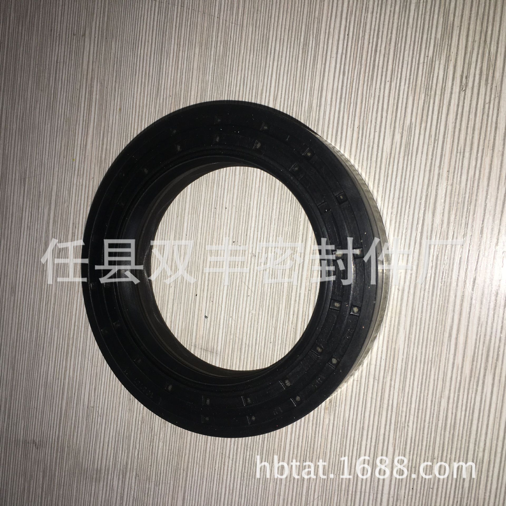 源头厂家促销德系重卡密封件油封OE;0139974947质量三包量大优惠-阿里巴巴