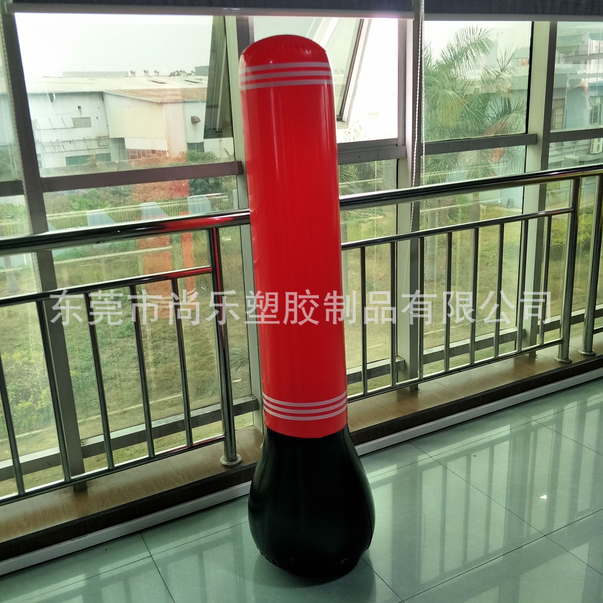 工厂批发零售成人儿童健身充气不倒翁打击柱拳击柱充气人墙-阿里巴巴