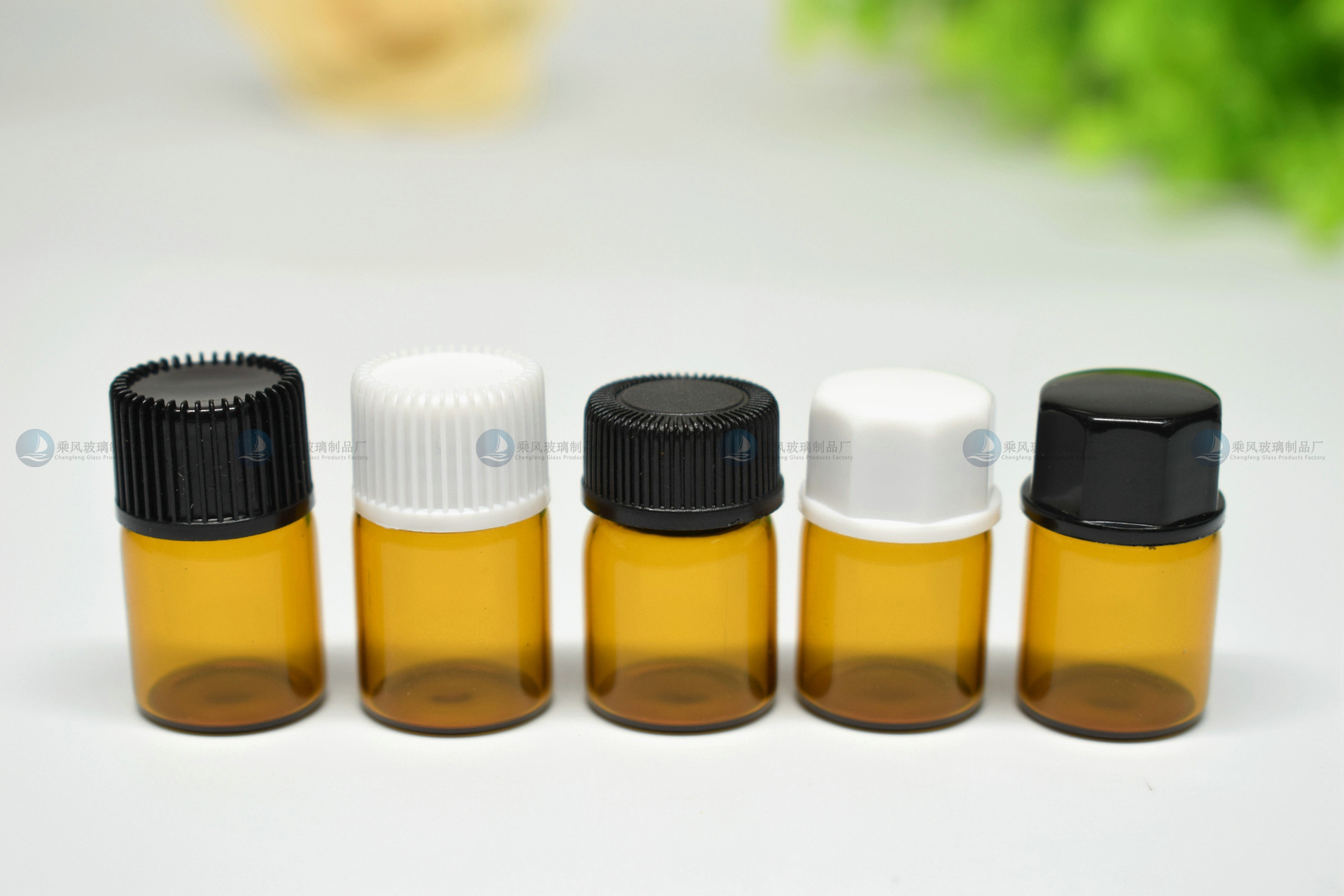 2ml小精油瓶烟油瓶试用装瓶化妆品小玻璃瓶赠品瓶小样分装瓶 现货-阿里巴巴