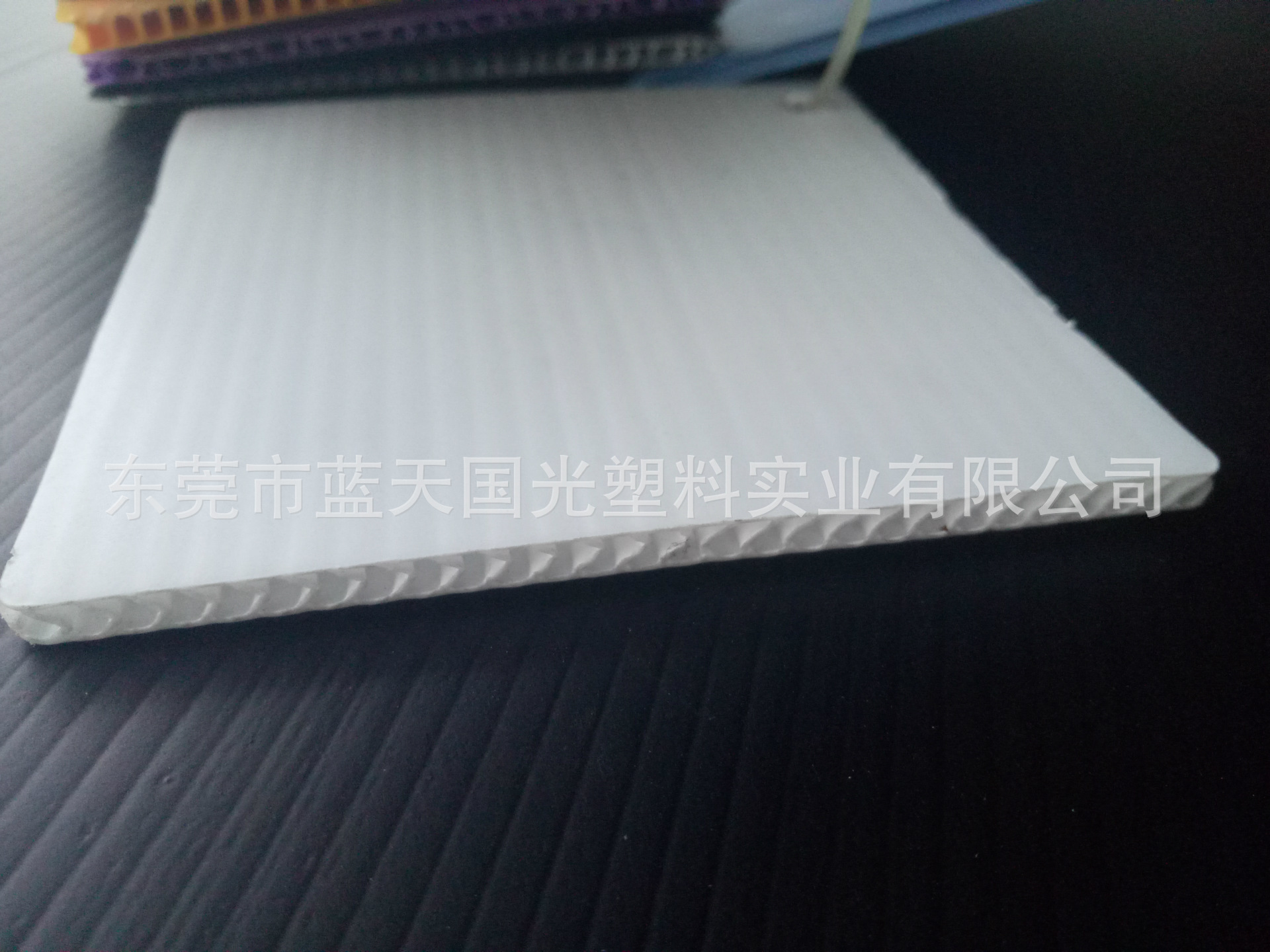 白色塑料中空板 PP塑料防阻燃导电隔板 瓦楞万通塑料板-阿里巴巴
