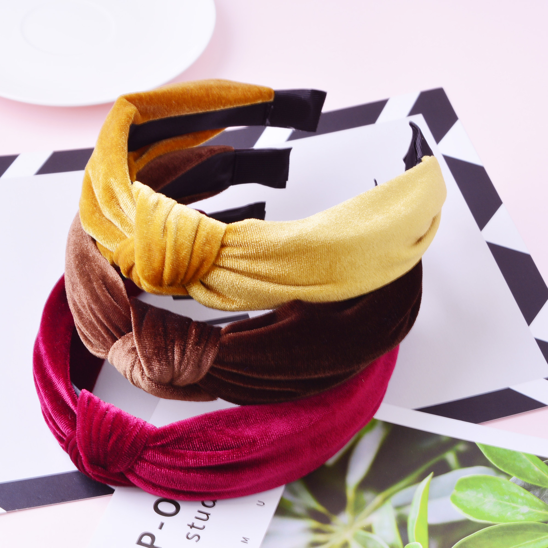 Wholesale pure color fabric gold velvet hair band - Nihaojewelry