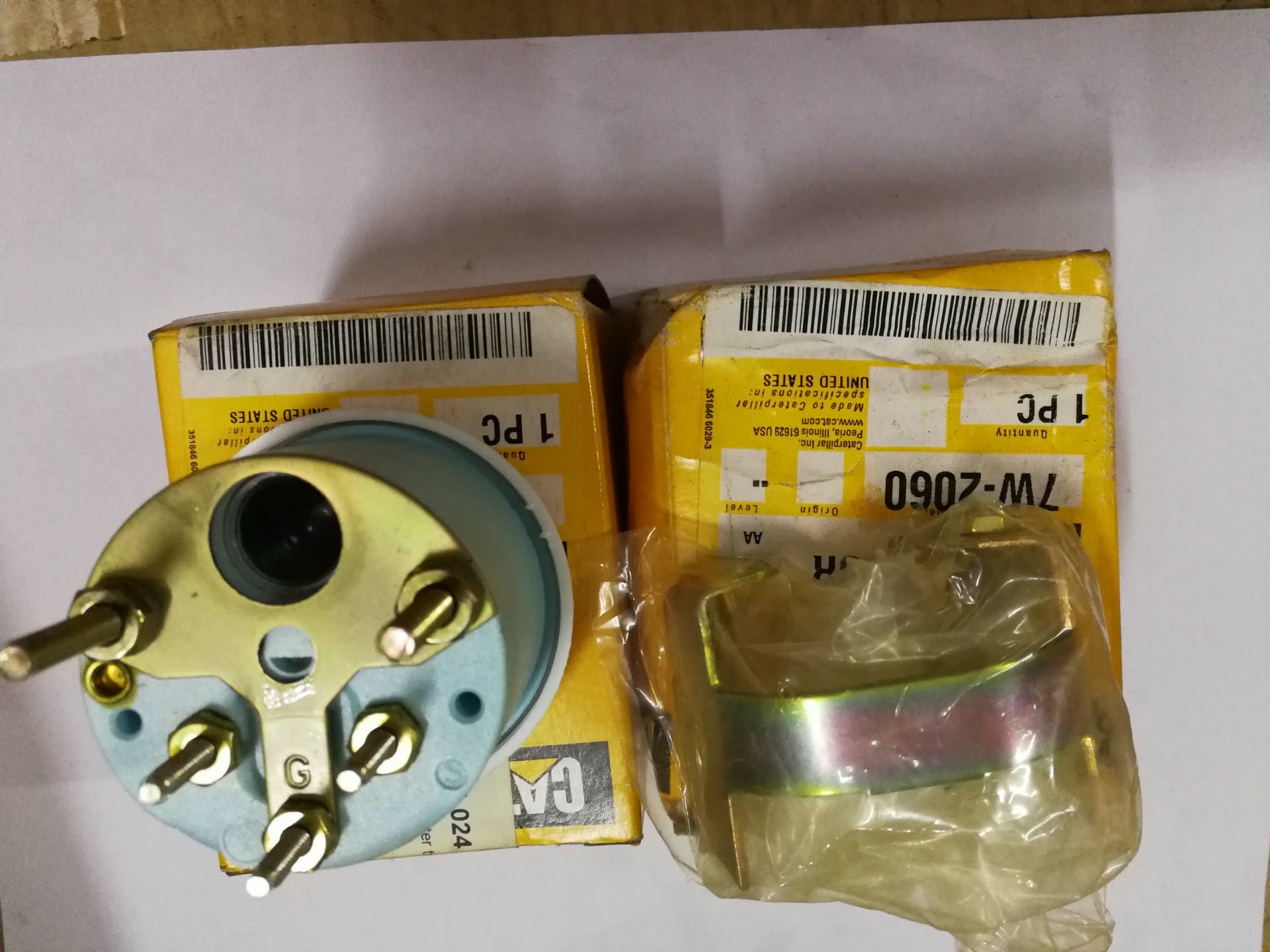 供应卡特彼勒发电机组水温表7W-2060-阿里巴巴