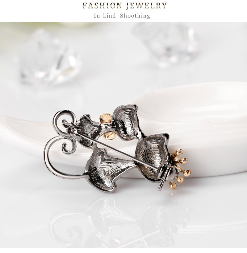 Womens Animal Plating Alloy Cat Jewelry Brooches NHDR127336