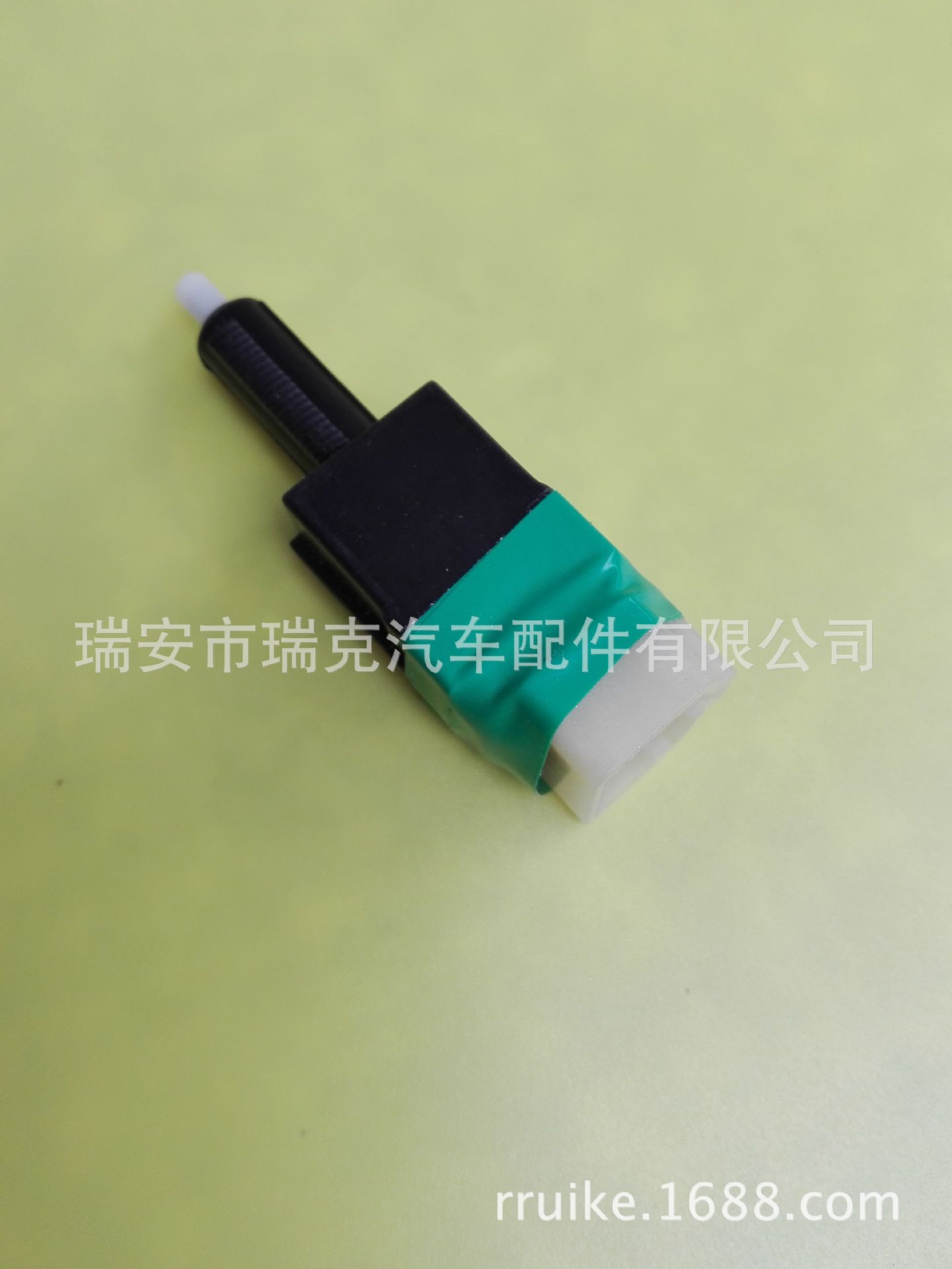 供应RKCO牌广汽日野700 SS1E刹车灯开关 制动灯开关 84340-E0020-阿里巴巴