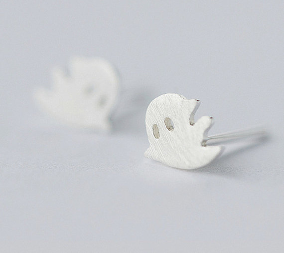 Stylish and simple cute little ghost earrings NHCU146537