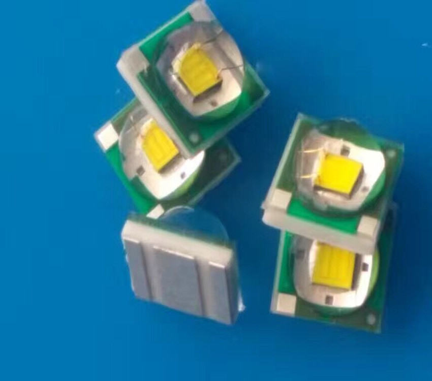 替代原装 3535 LED 3W 3535白光灯珠0.7A3535灯珠XPG3535XPE灯珠-阿里巴巴