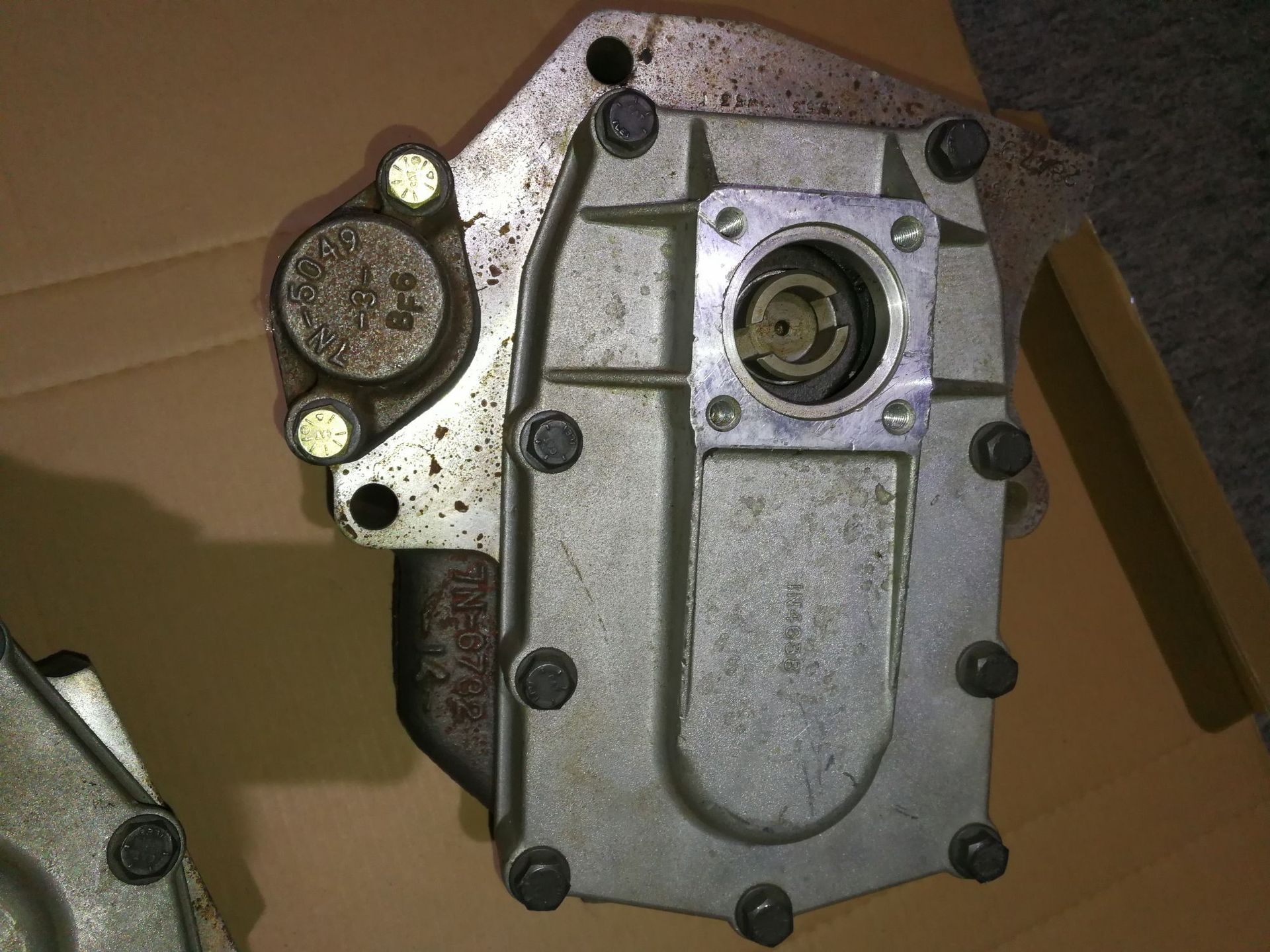 供应卡特彼勒35系列机油泵总成7N-6732-阿里巴巴