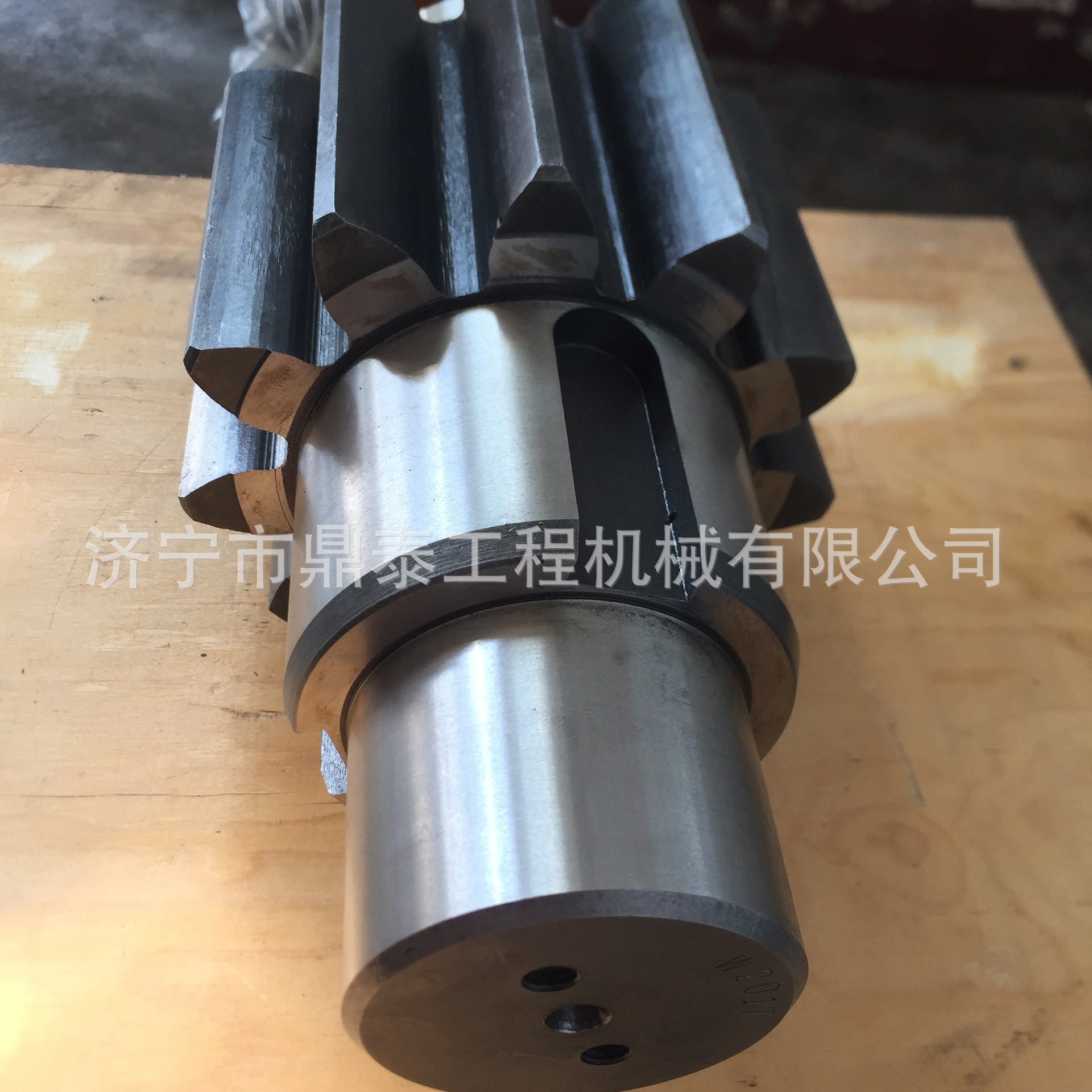 推土机配件 山推SD22推土机 终传动箱二级小齿轮 154-27-11327-阿里巴巴