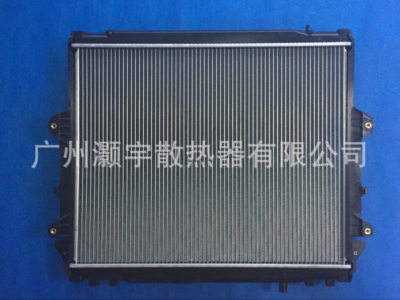 OE:16400-0L120 适用于：Toyota Hilux皮卡 汽车散热器 厂家直供-阿里巴巴