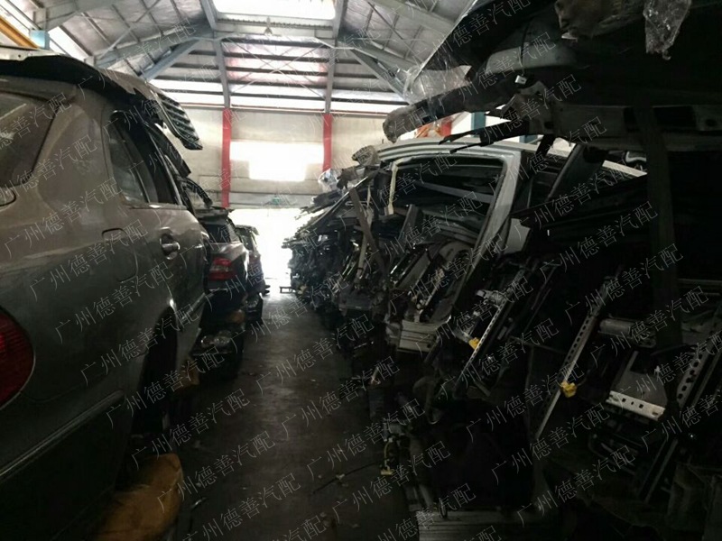 适用奔驰117 CLA180 CLA200 CLA220 CLA260等叶子板内衬 拆车件-阿里巴巴