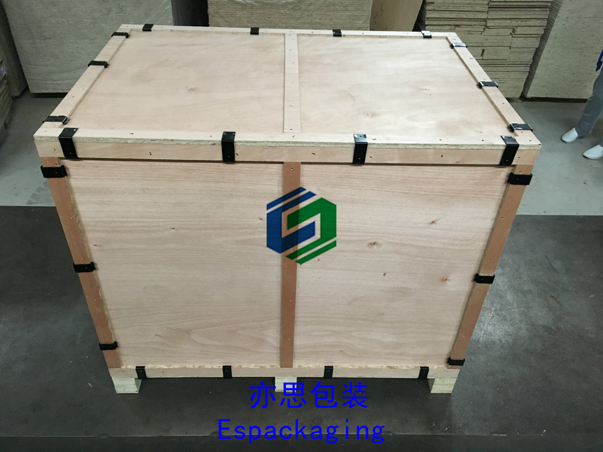 E04重载木箱，四面进叉结构，亦思包装上海浦东工厂制造-阿里巴巴
