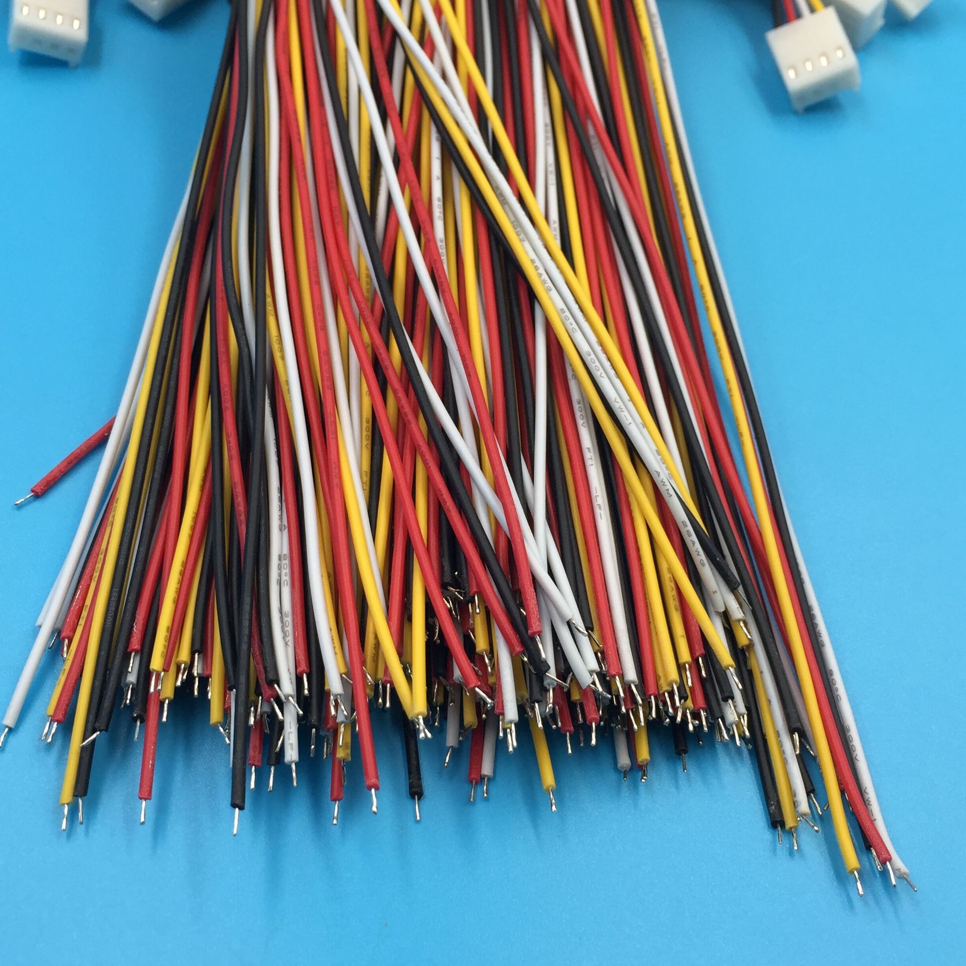 厂家直供2510 4P端子线2.54mm间距4p单头200mm1007 26AWG电子线-阿里巴巴