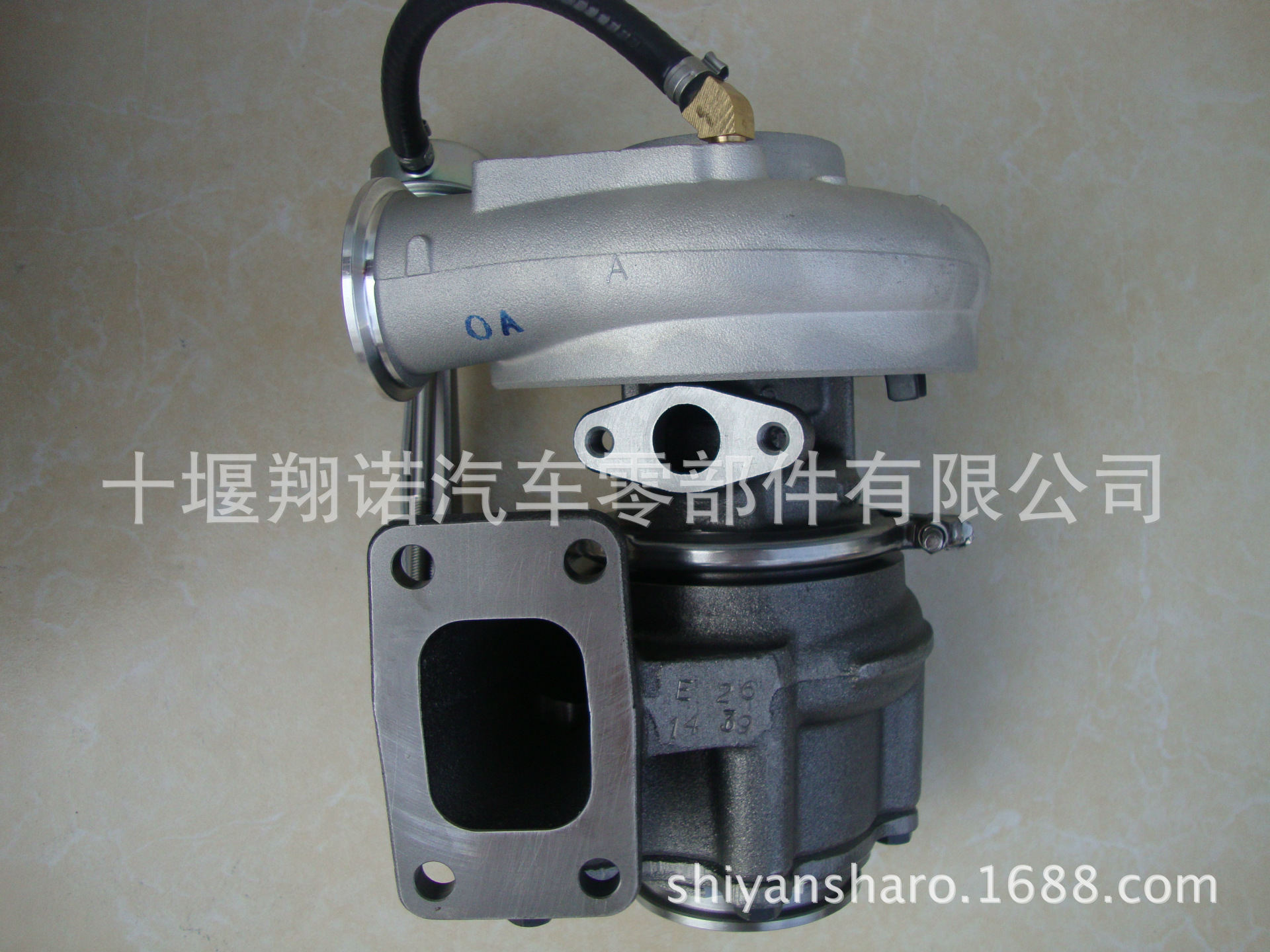 Cummins康明斯发动机HX30W涡轮增压器2837411 2837412-阿里巴巴