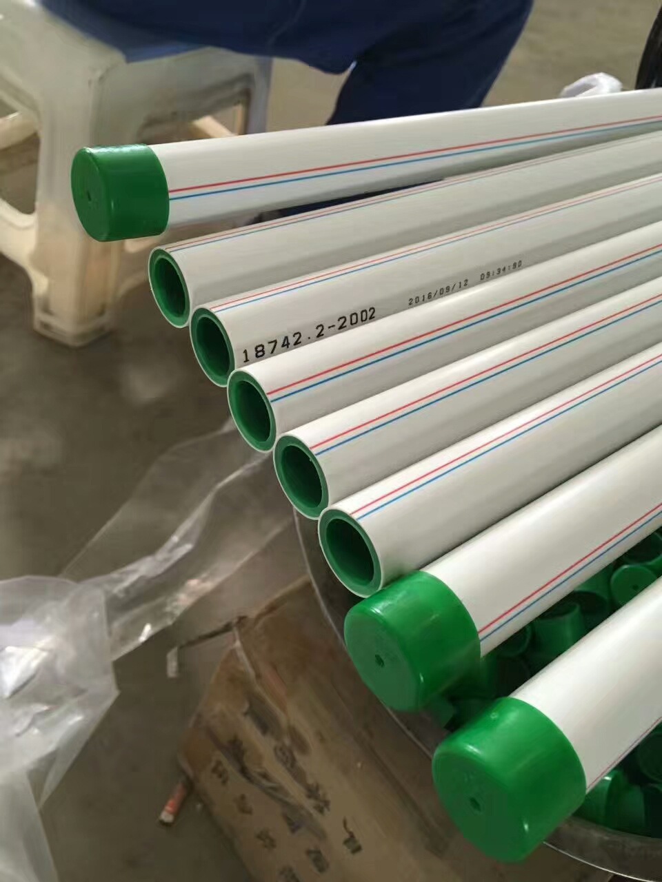 冷热水管_上海金牛ppr管材 上海日丰ppr管件 ppr双色 20-110冷热 - 阿里巴巴