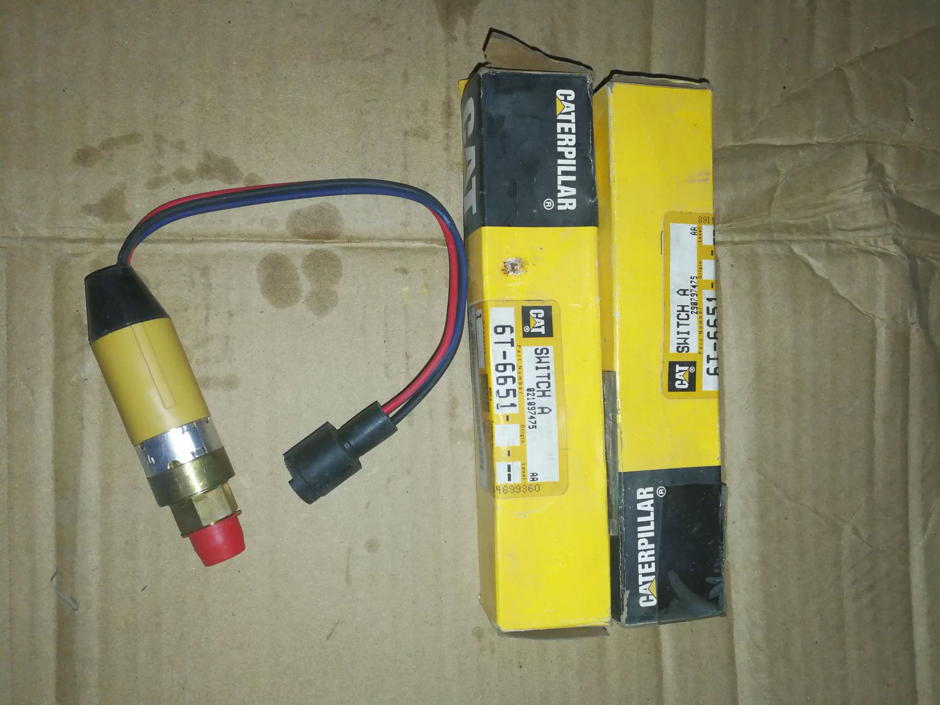 卡特彼勒发动机压力传感器6T-6651-阿里巴巴