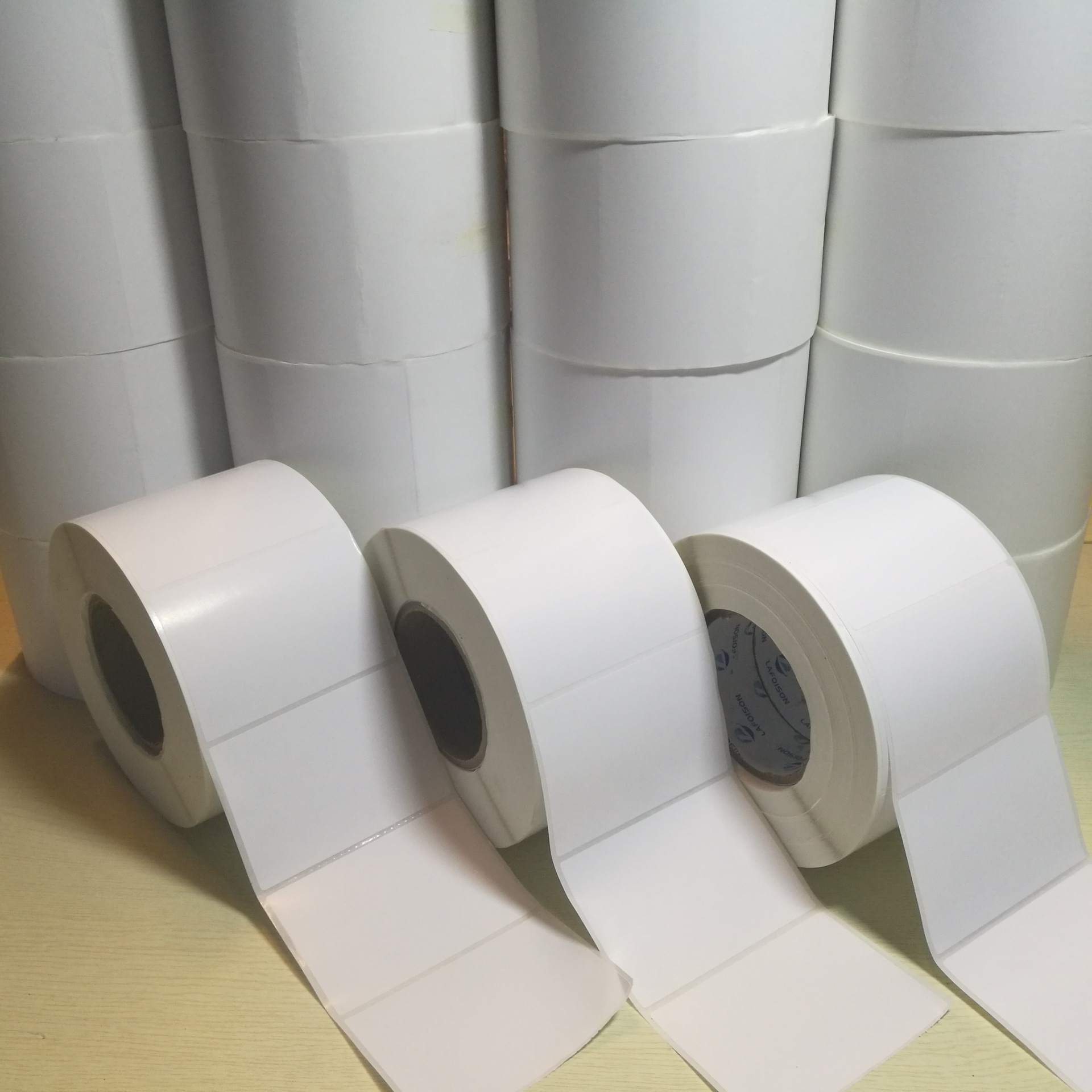 标签条码纸二维码贴纸铜版纸标签纸不干胶白色打印纸防伪合格证-阿里巴巴