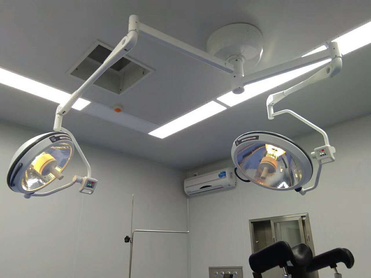 手术灯无影灯医院用整体反射吊式立式手术室检查灯美容整形内外科-阿里巴巴