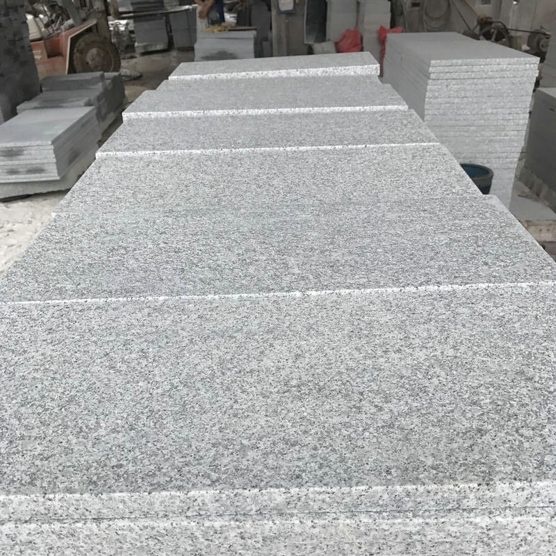 廉江芝麻白花岗岩石板批发芝麻白荔枝面建筑用石芝麻白花岗岩石板-阿里巴巴