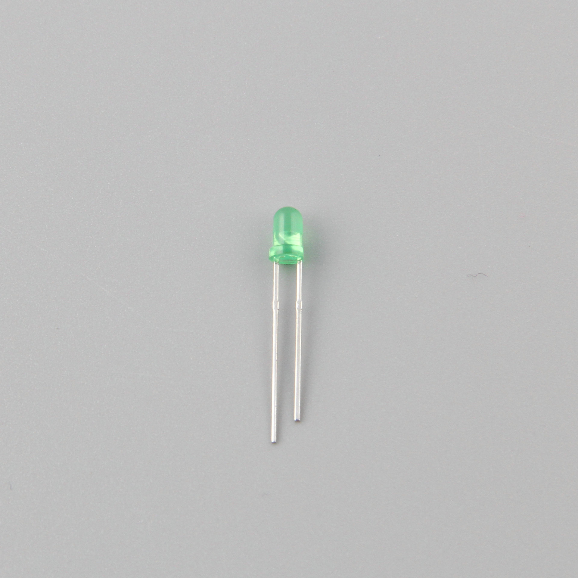 厂家批发3MM圆头有边绿发普绿高亮短脚小功率led灯珠发光二极管-阿里巴巴