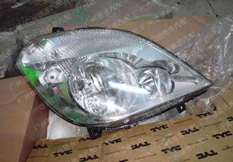 适用福建奔驰凌特威霆斯宾特 唯雅诺 前大灯 车头灯 9068200161-阿里巴巴