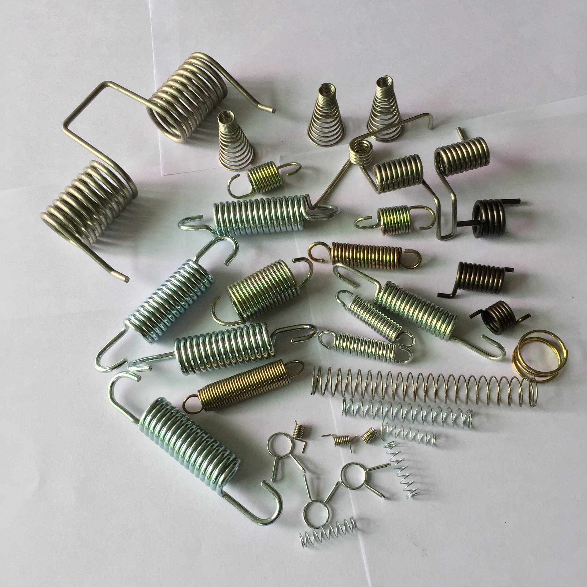 双钩拉簧不锈钢拉簧不锈钢蹦床中耳拉伸弹簧拉伸弹簧加工-阿里巴巴