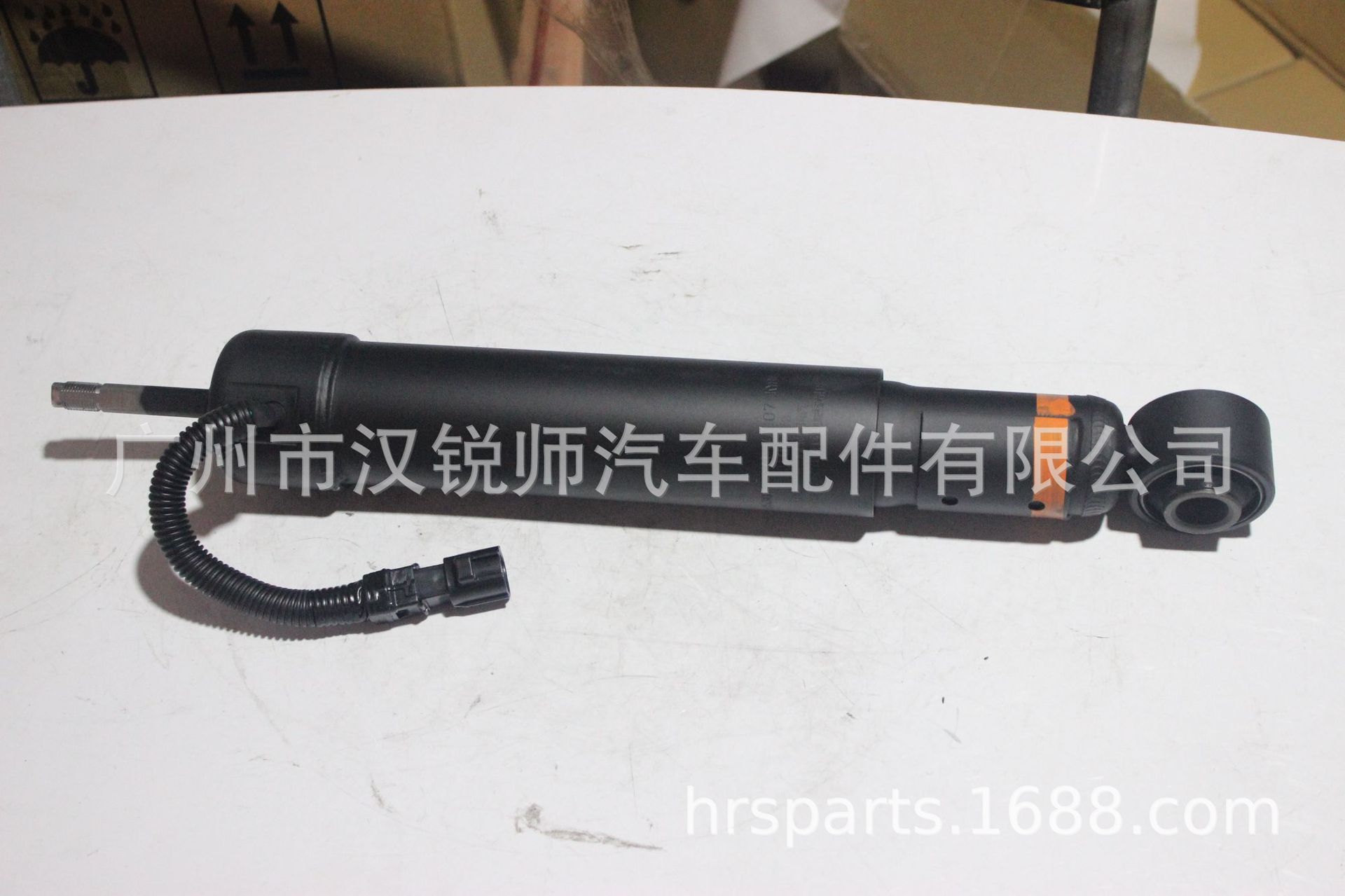 48530-69185适用兰德酷路泽普拉多霸道带电感后左右减震器避震机-阿里巴巴