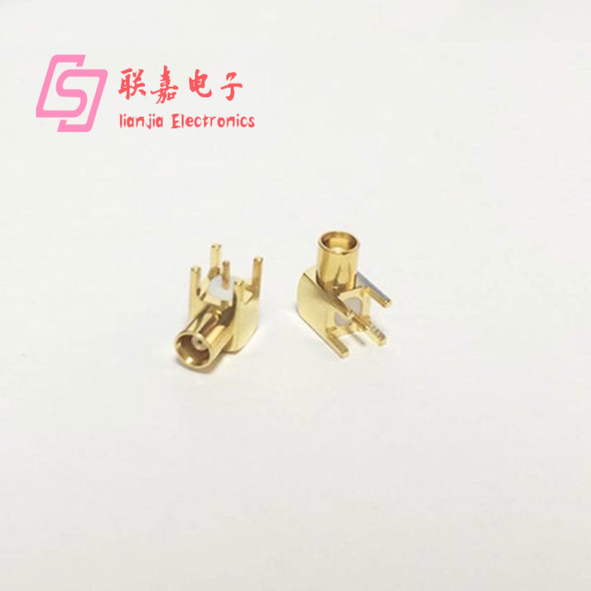 RF射频同轴连接器 MCX-KWE四脚直插弯母座50欧姆 优质天线座-阿里巴巴