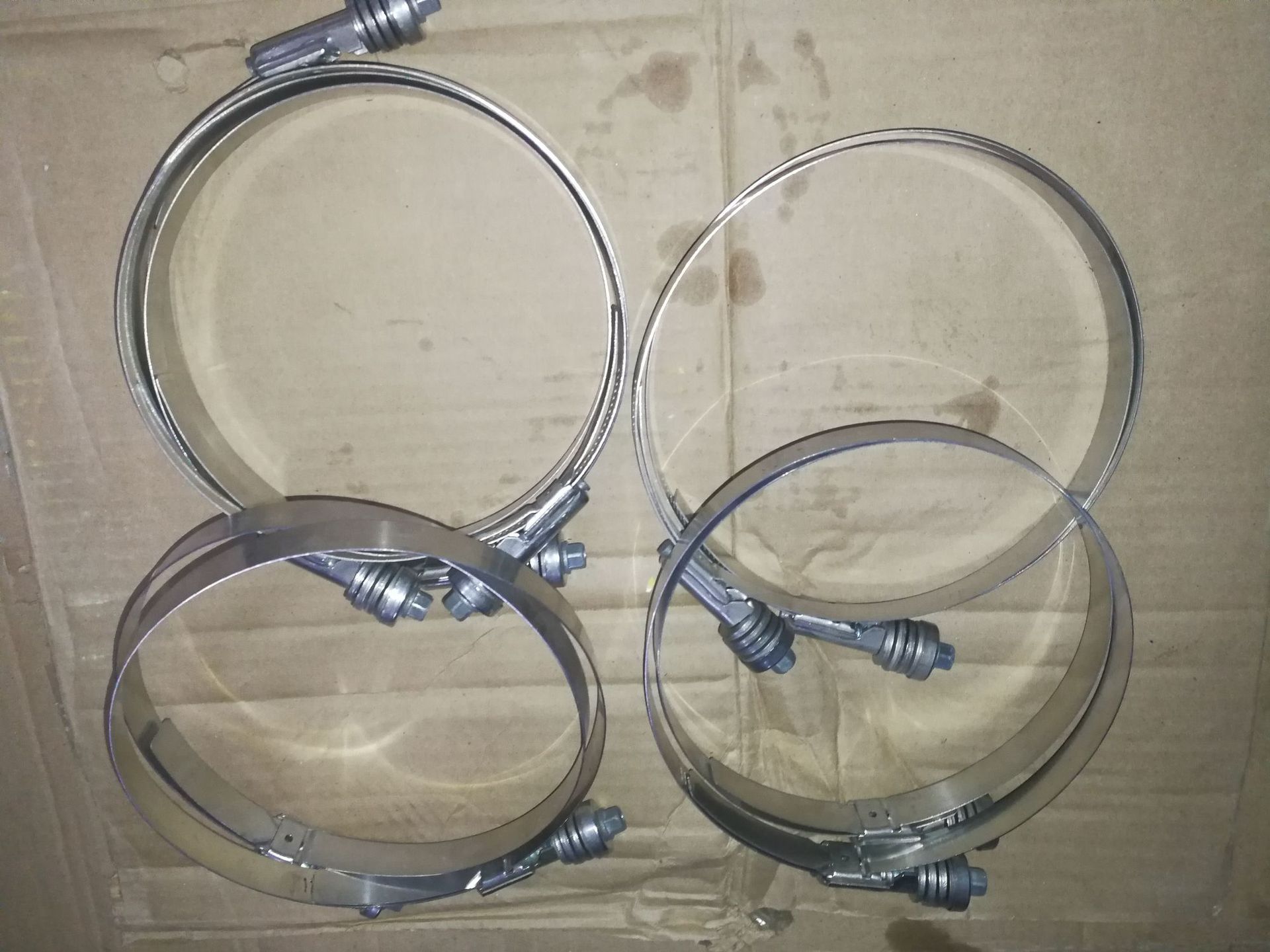 卡特彼勒35系列发动机进气管卡箍146-168-阿里巴巴