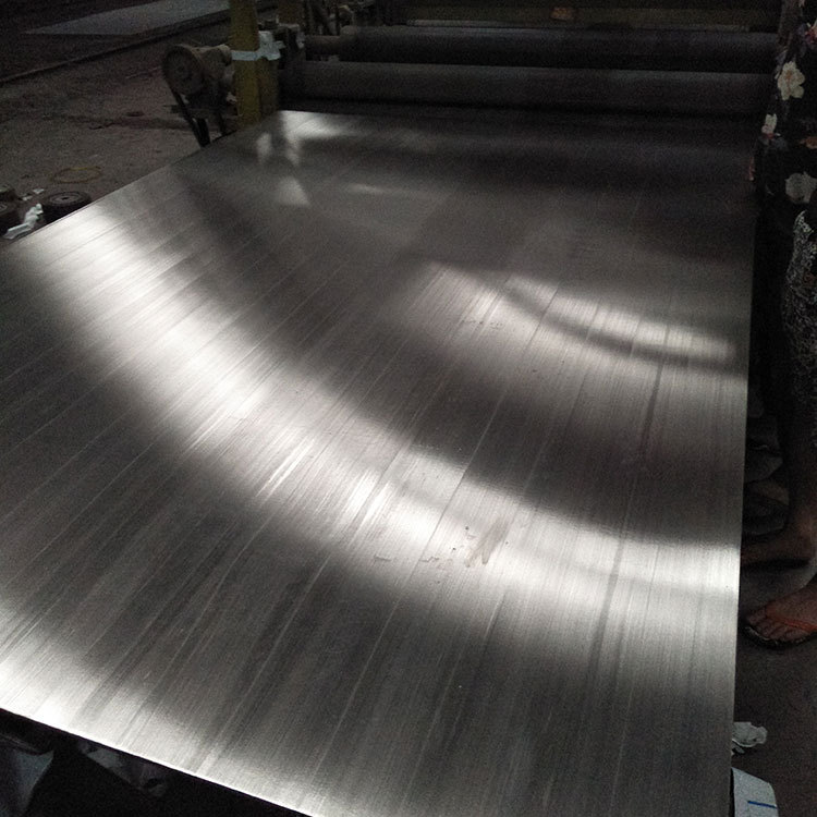 热轧不锈钢复合板304+Q235（碳钢）不锈钢板-阿里巴巴