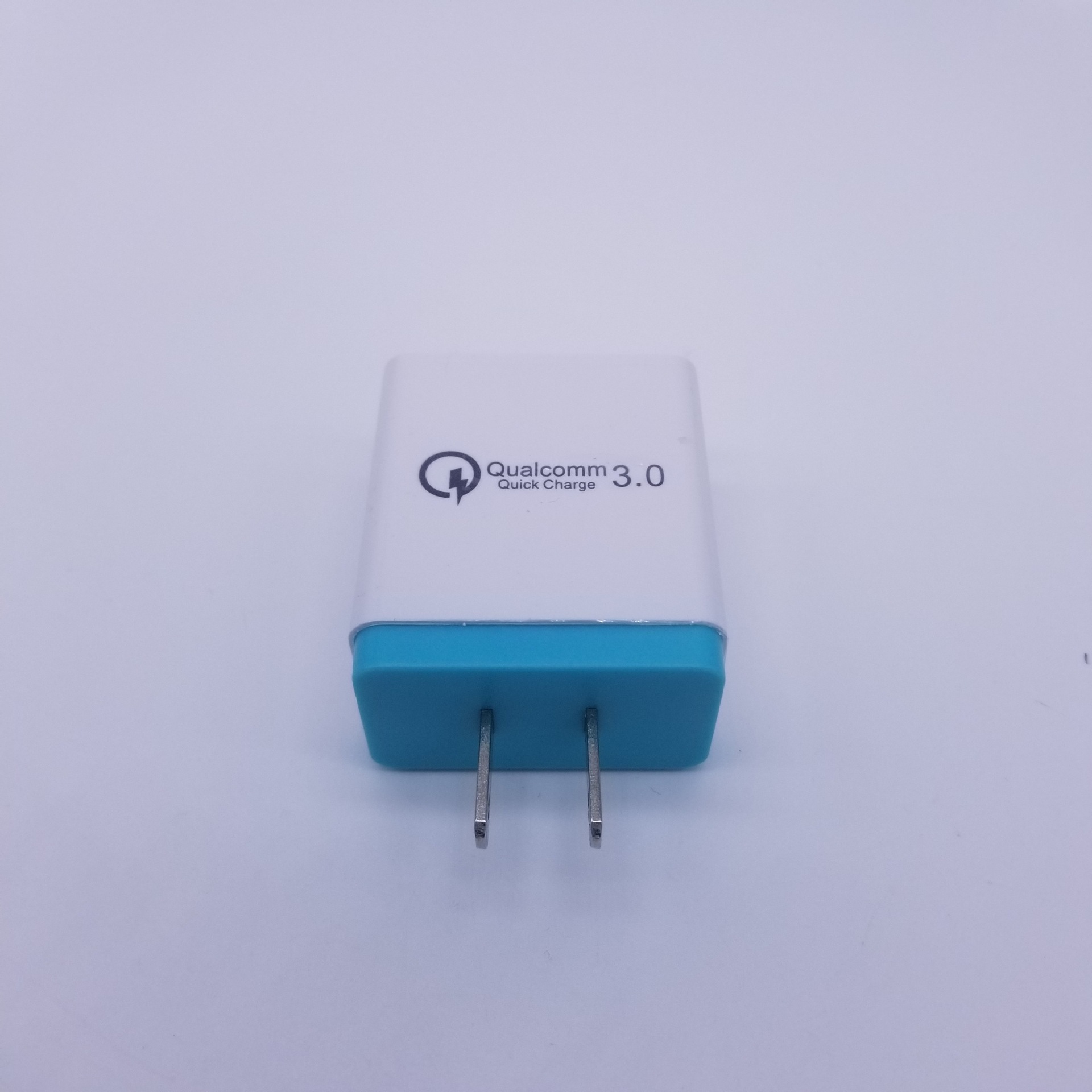 QC3.0充电器快充头 高通协议快充充电头三口充电器手机电源适配器-阿里巴巴