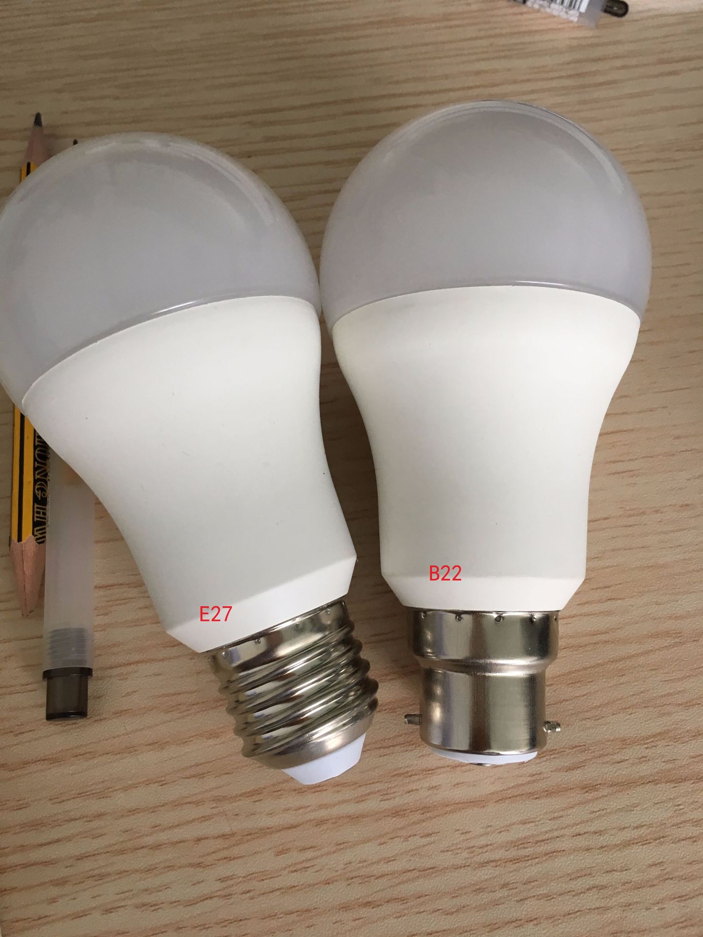 A55 A60 A65-5W-7W-10W E27 LED 灯泡-阿里巴巴