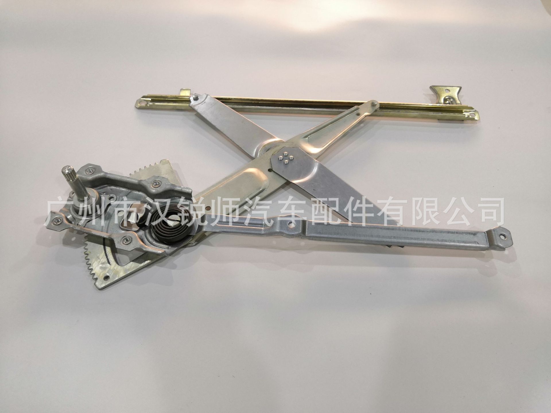 专供跨境适用于丰田海拉克斯VIGO手动玻璃升降器支架69810-0K010-阿里巴巴