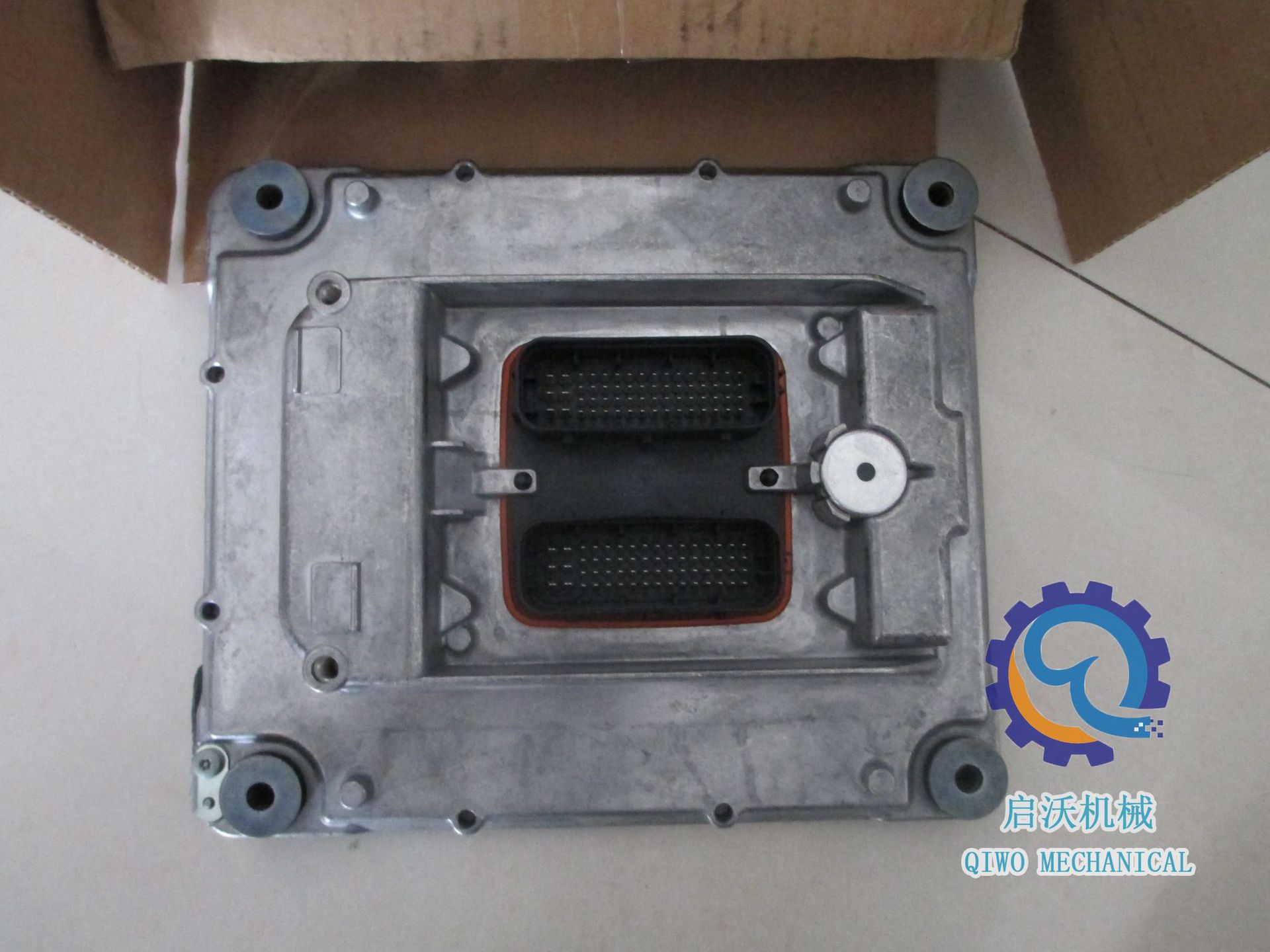 适用沃尔沃 ECU/电脑版/控制单元 60100001，21631327，60100010-阿里巴巴