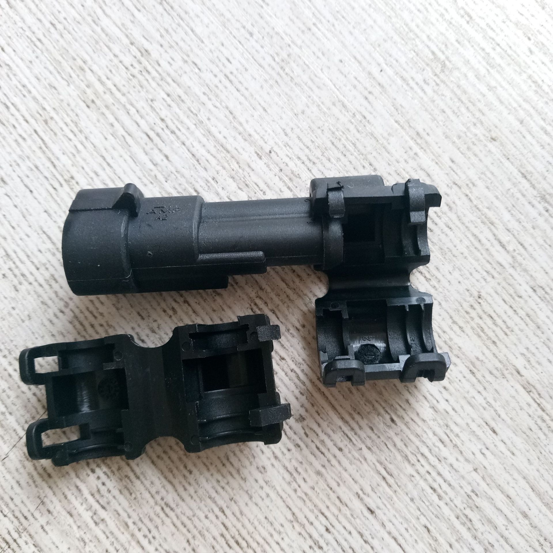 连接器PP0125201282104-1DJ7021-1.5-11天海0450204汽车电子-阿里巴巴