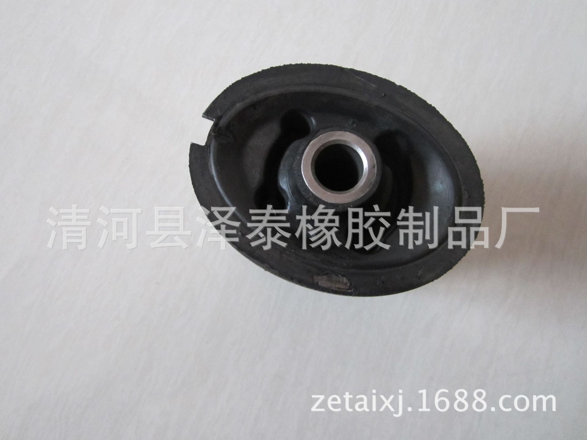 厂家供应 钢板衬套 悬挂衬套 控制臂胶套 52088217AD-阿里巴巴