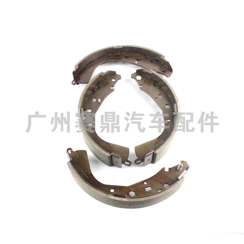 04495-0K160 适用丰田海拉克斯 Hilux汽车刹车蹄 制动蹄vigo/revo-阿里巴巴