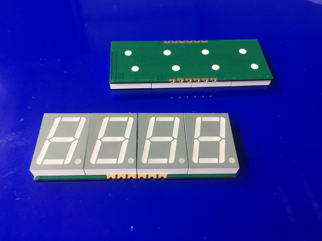 LED数码管生产厂家 0.3英寸四位数码管贴片式 翠绿 尺寸/脚位定制-阿里巴巴
