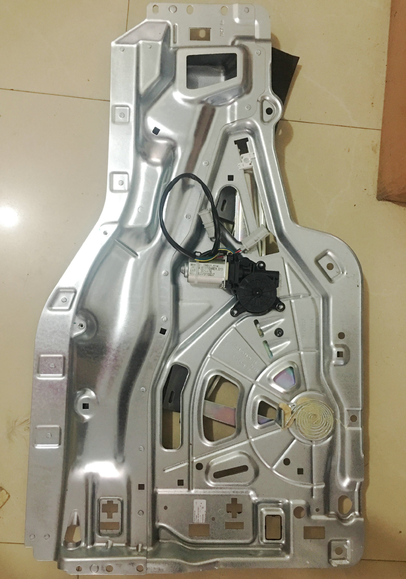 汽车配件 MAN卡车玻璃升降器 车窗升降器电机摇窗机81626456023L-阿里巴巴