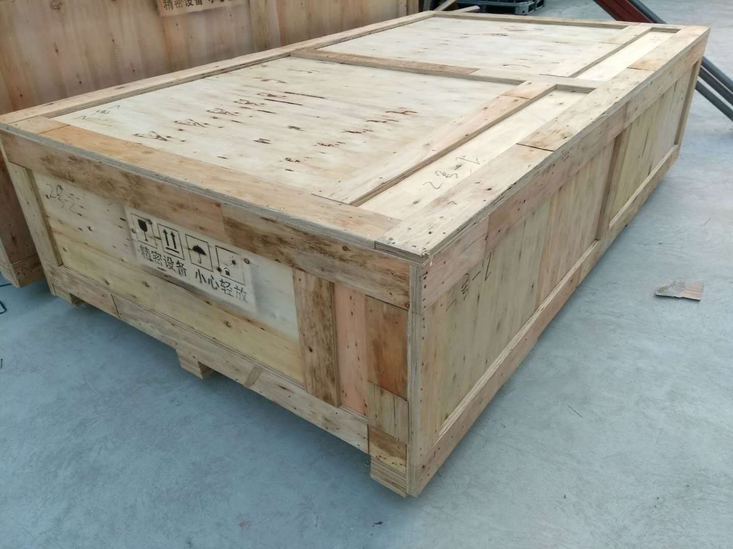 木箱 定制出口大型熏蒸实木免检卡板周转箱 卡扣框架物流包装木箱-阿里巴巴